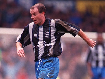 Blue-eyed boys - John Frain