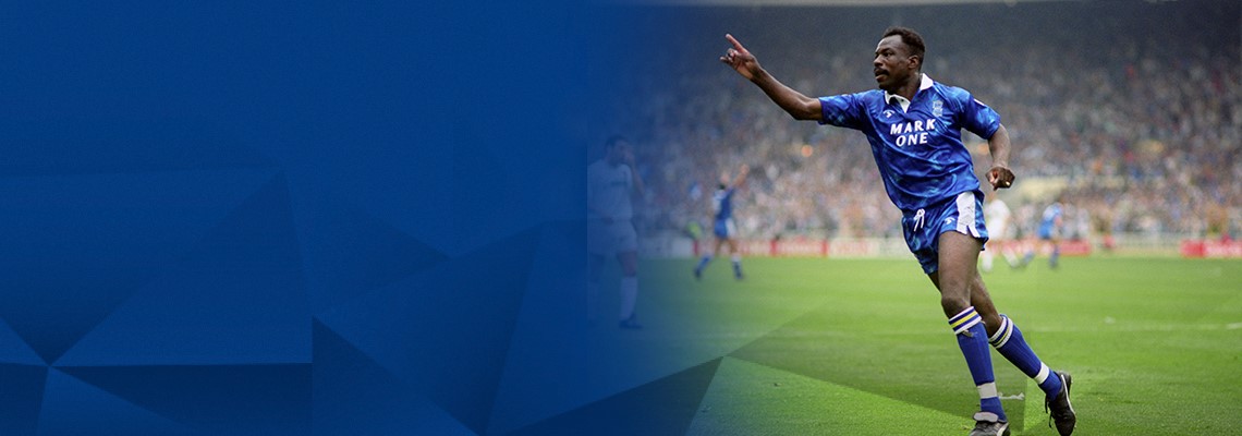 Blue-eyed boys - John Gayle