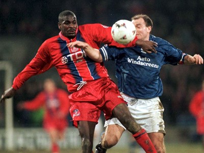 Blue-eyed boys - John Frain